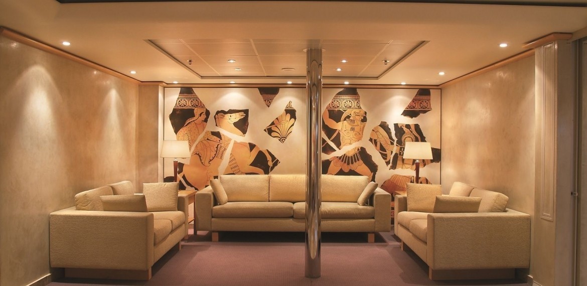 Yacht TURAMA, Luxury yacht | CHARTERWORLD Luxury Superyacht Charters